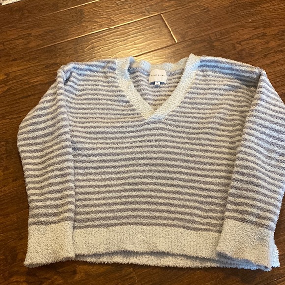 Sweaters | Pink Rose Cropped Soft Fluffy Sweater | Poshmark